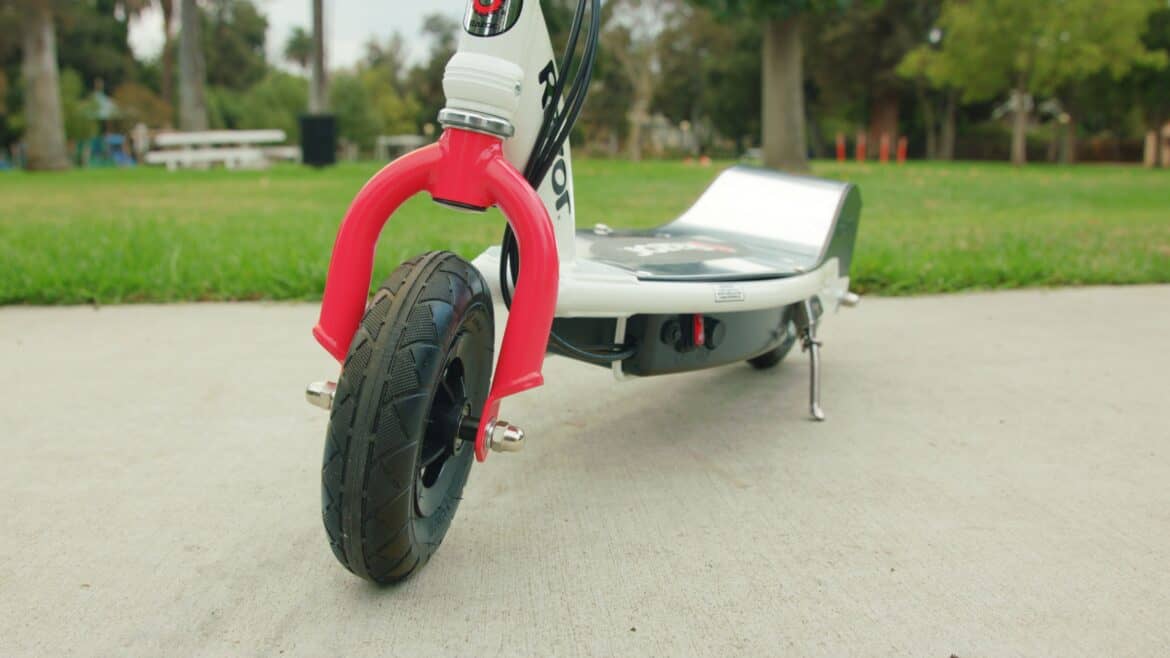 Razor E200 Electric Scooter Review - Worth the Money?